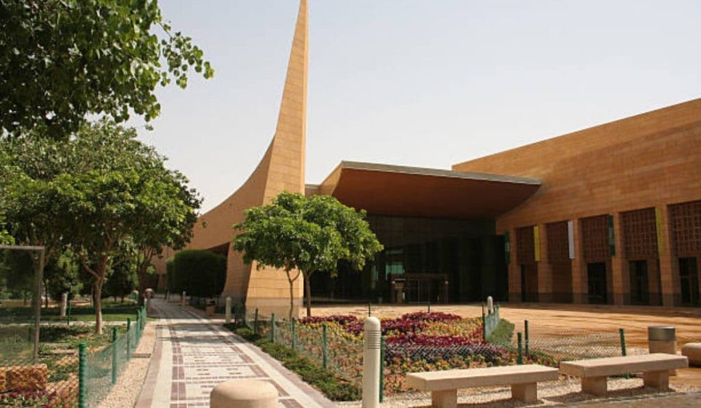 City Sightseeing Riyadh Tour – Explore Old Souks & Modern Landmarks ...